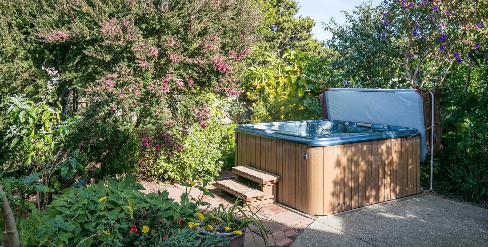 Sundance® Spa Covers - Find Your Perfect Replacement Hot Tub Cover ...